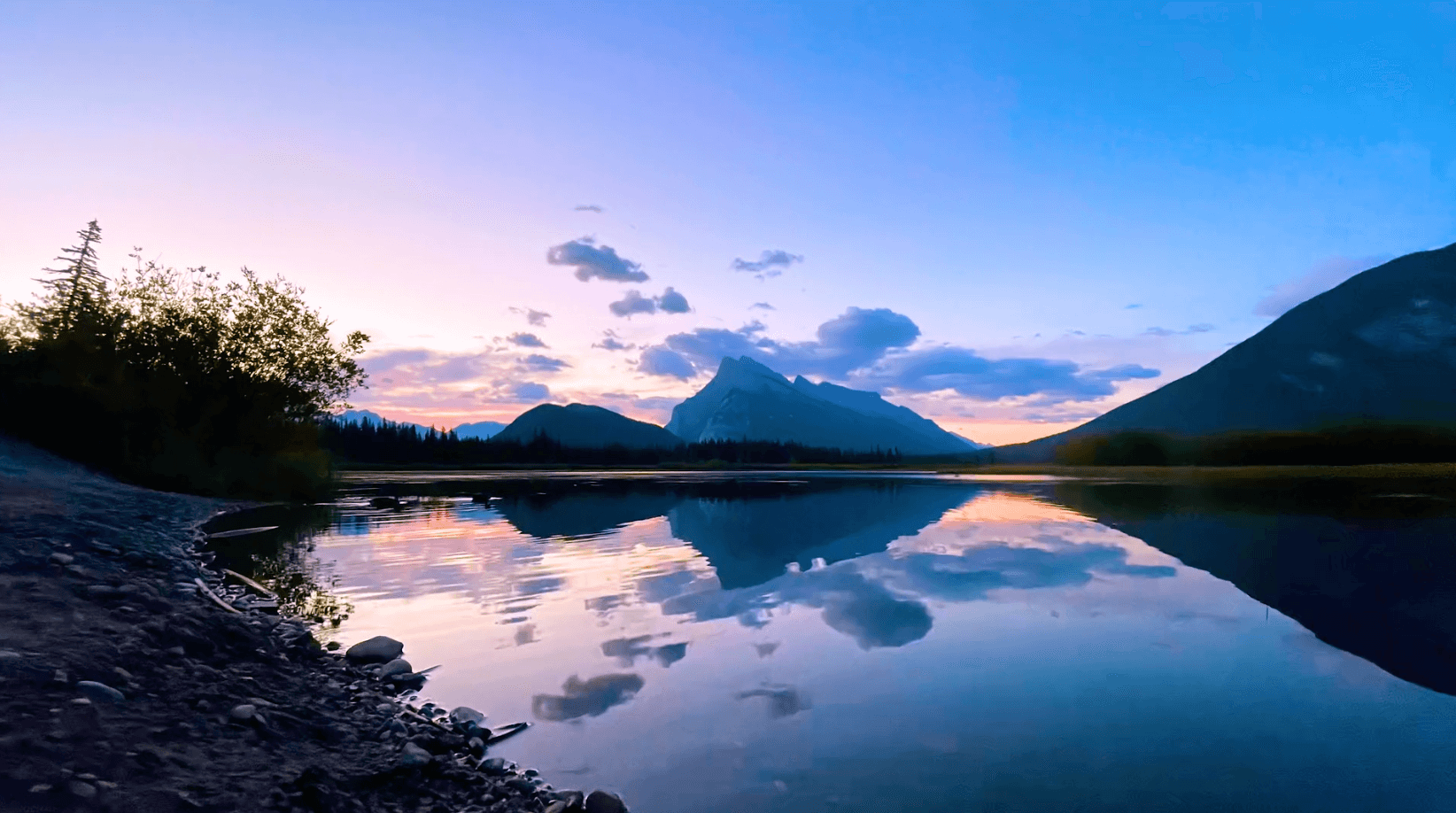 Revelation 22 River of water of life - Set Apart Heart